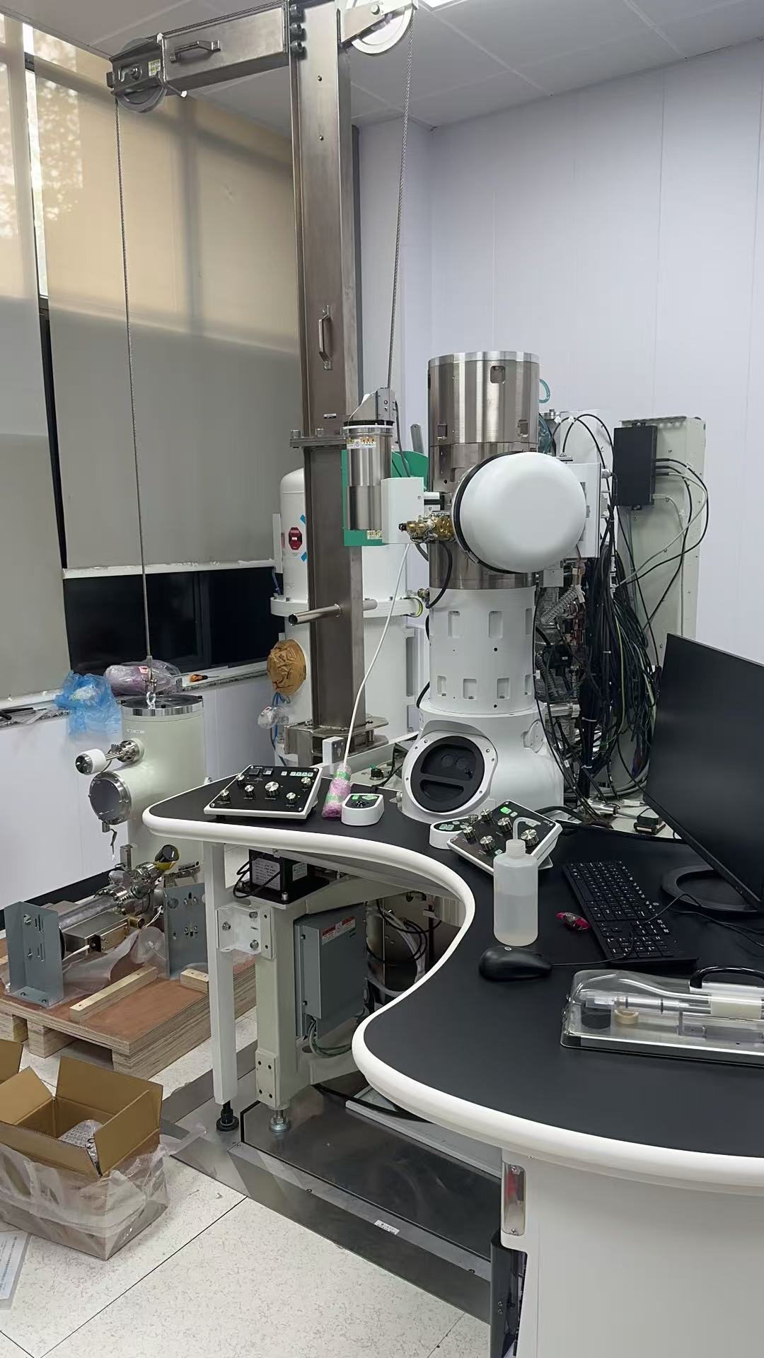 材料学院公共平台-TEM近期正式对外开放-上海大学材料科学与工程学院